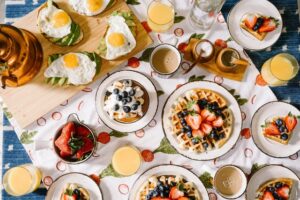 What is the Minimum Calorie Intake for a Teenage Girl? – Fueling Teens